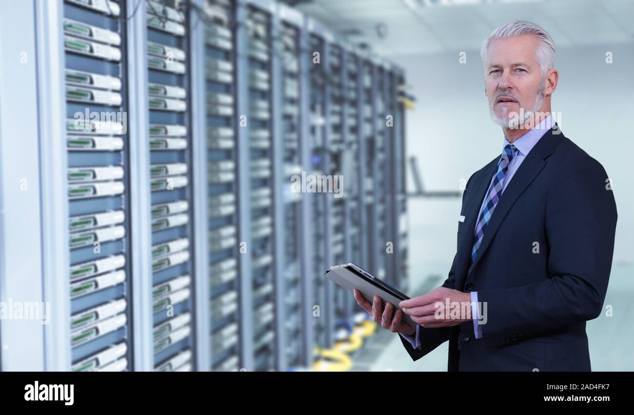 High tech server room hi-res stock photography and images - Alamy