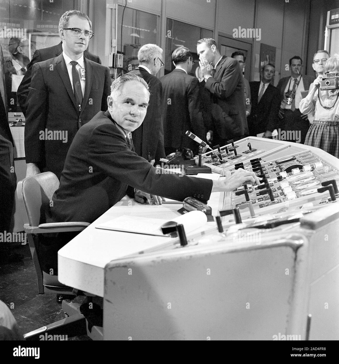 Molten Salt Reactor Experiment. Start-up of the Molten Salt Reactor ...