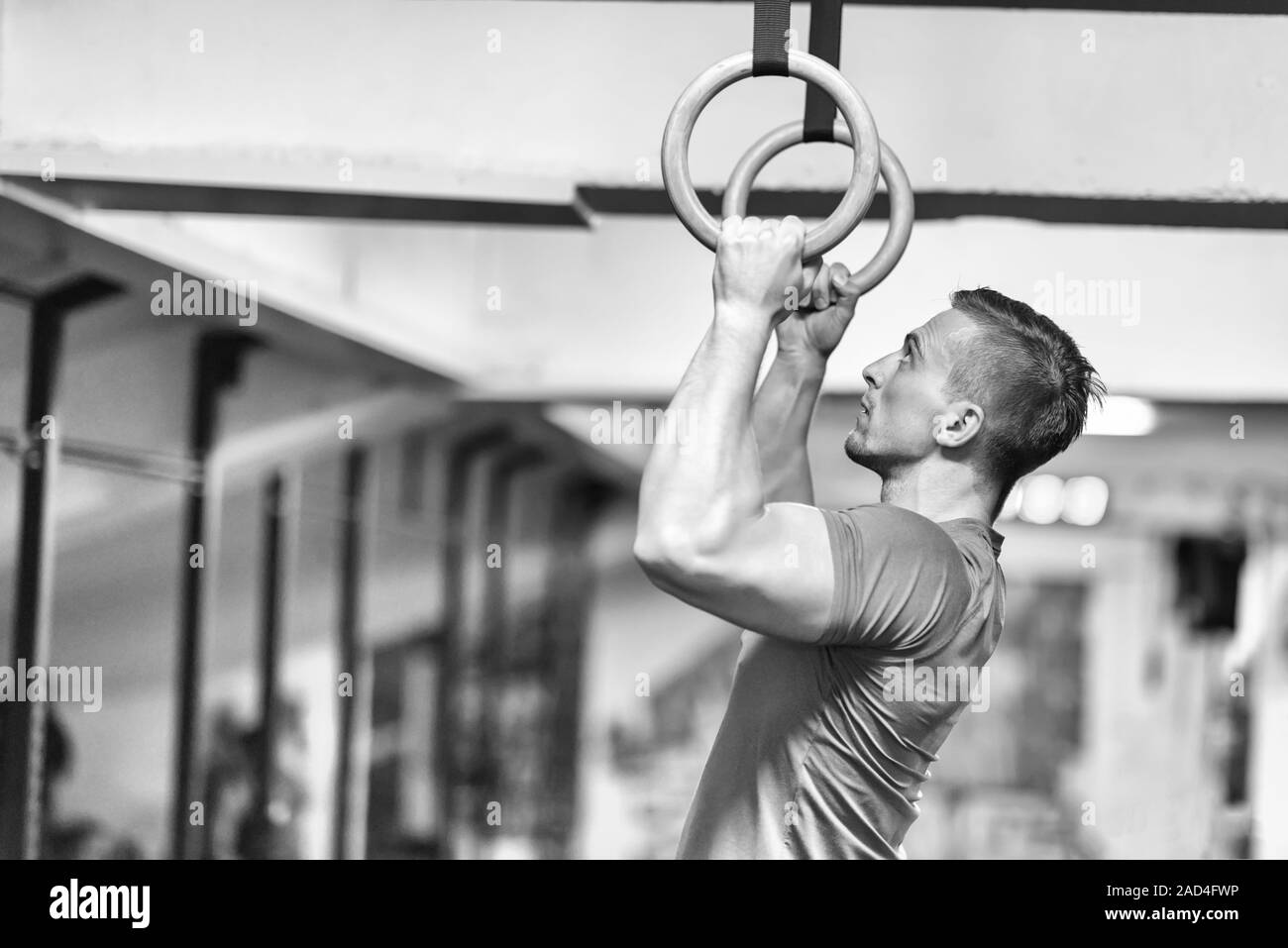man doing dipping exercise Stock Photo - Alamy