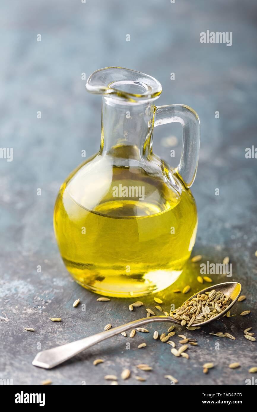 Fennel seeds oil Stock Photo - Alamy