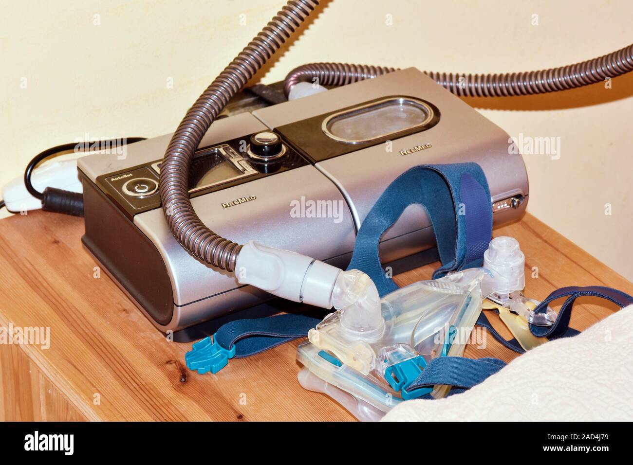 Sleep apnoea treatment. Continuous positive airway pressure (CPAP ...