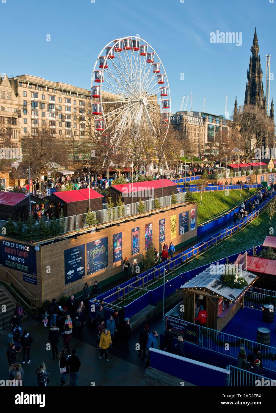 Big Wheel (Forth 1 Big Wheel), Christmas market and Walter Scott ...