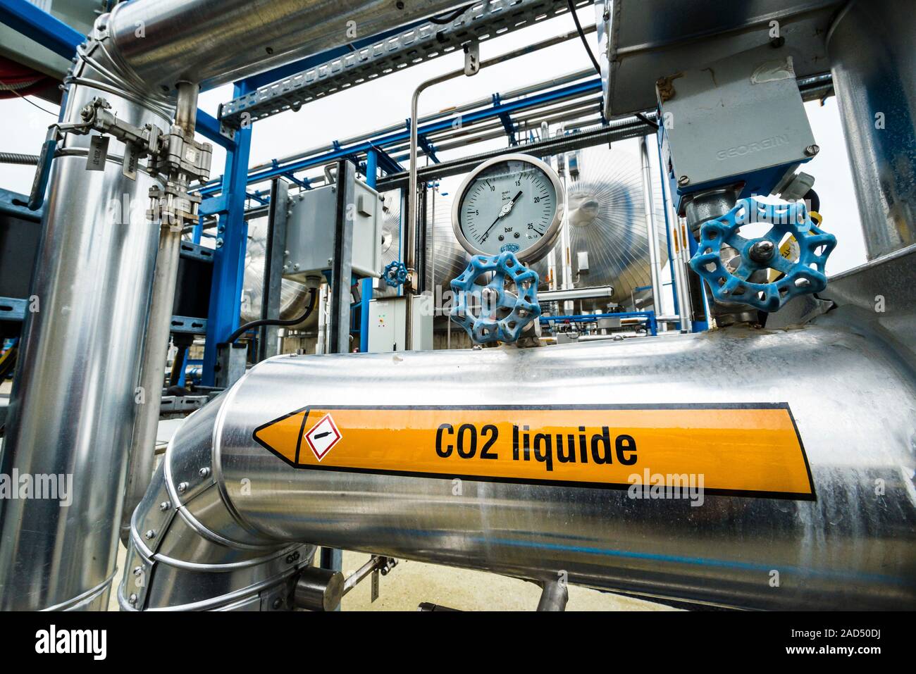 Carbon capture facility at a hydrogen production unit. The Cryocap ...