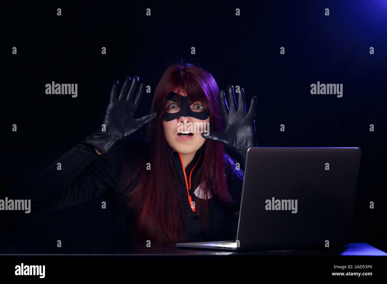 Spy girl hi-res stock photography and images - Alamy