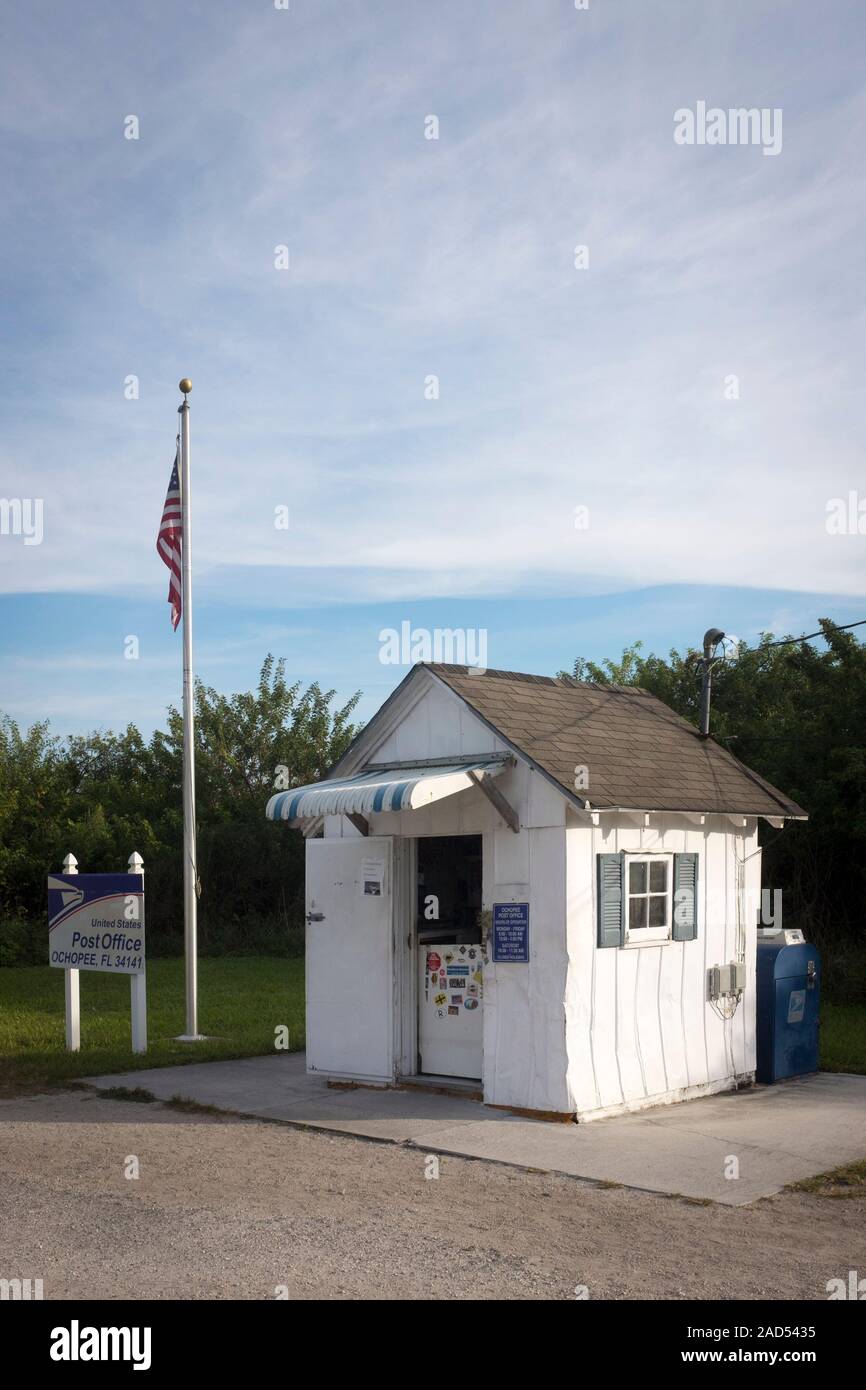 The post office in Ochopee, Florida, considered the smallest post ...