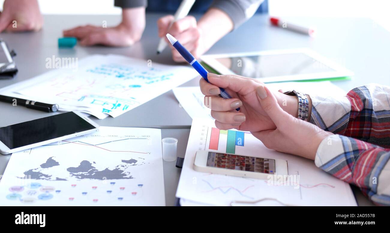 office and teamwork concept - group of Business people having a meeting ...