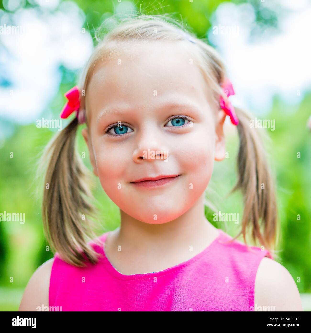Summer portrait of happy cute child Stock Photo - Alamy