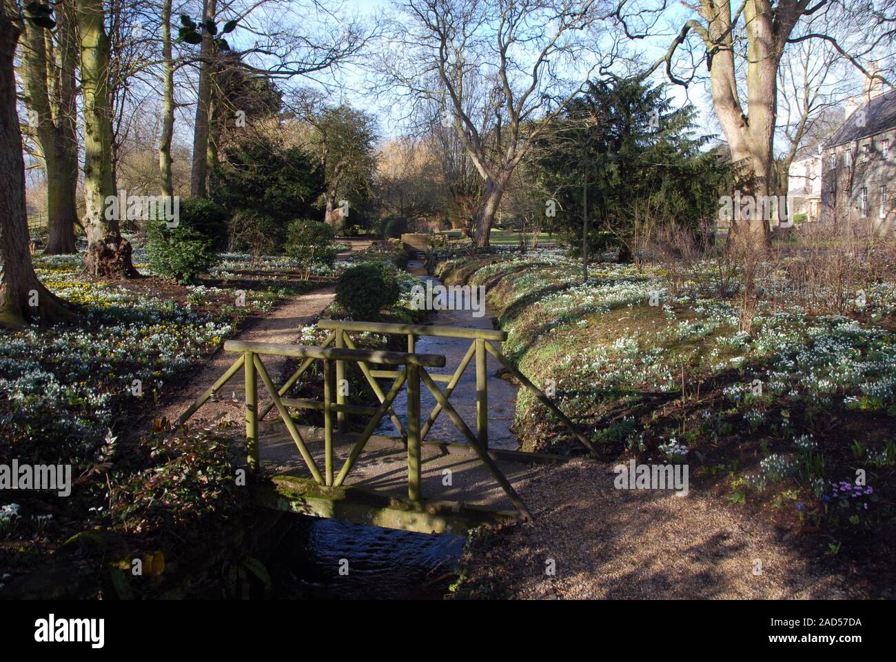 Ponton hall hi-res stock photography and images - Alamy