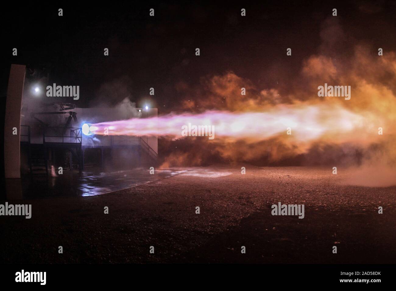 Interplanetary Raptor engine test by SpaceX. This engine uses liquid ...