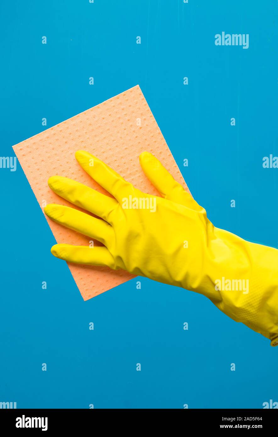 Hand wiping window hi-res stock photography and images - Alamy