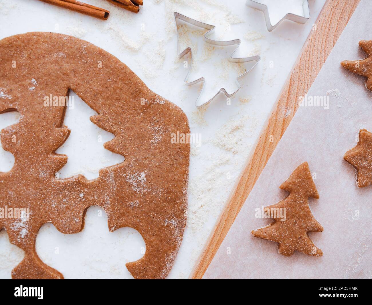 Biscuit pastry cutters hi-res stock photography and images - Alamy