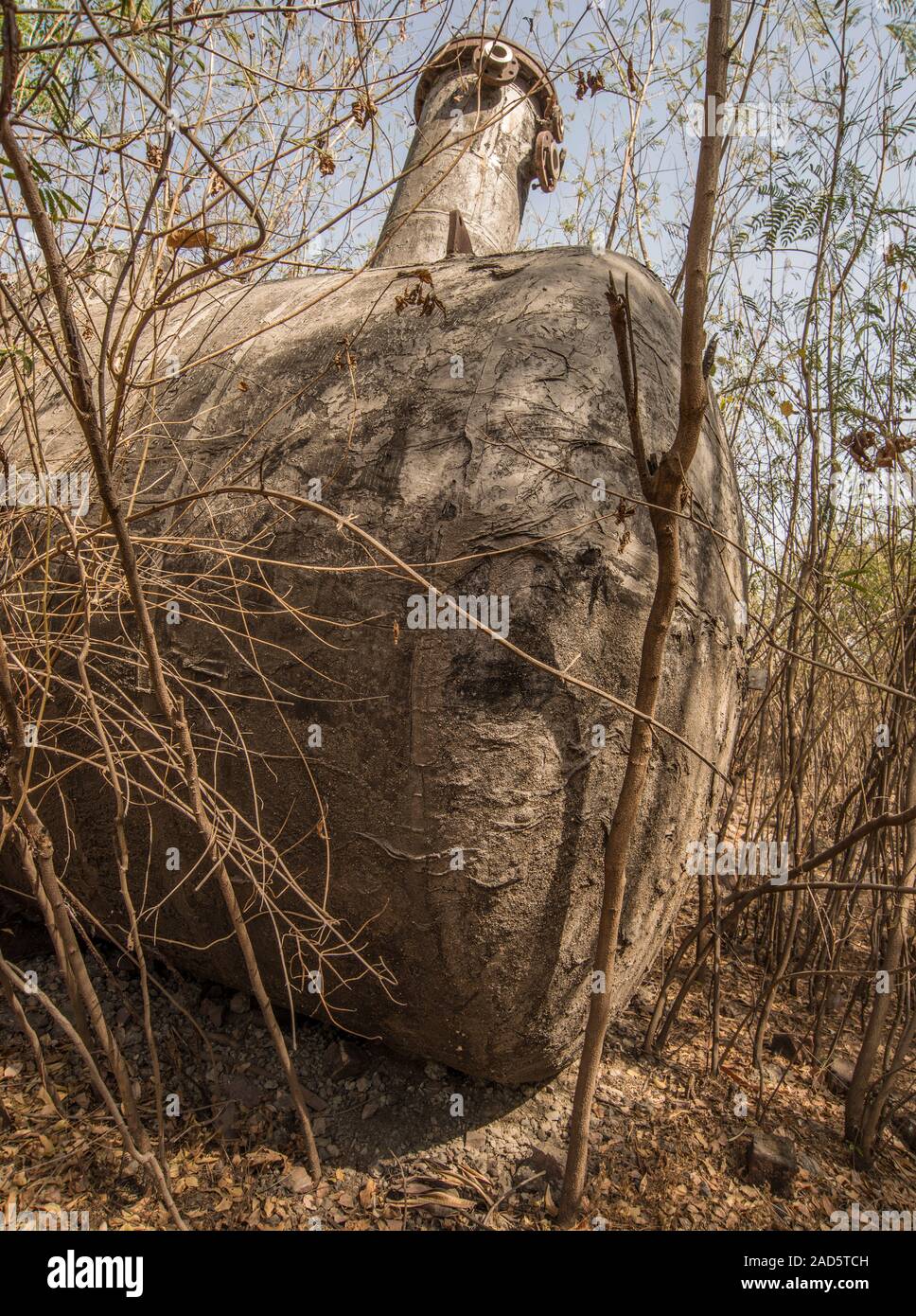 Union Carbide Chemical Plant, Bhopal, India Stock Photo - Alamy