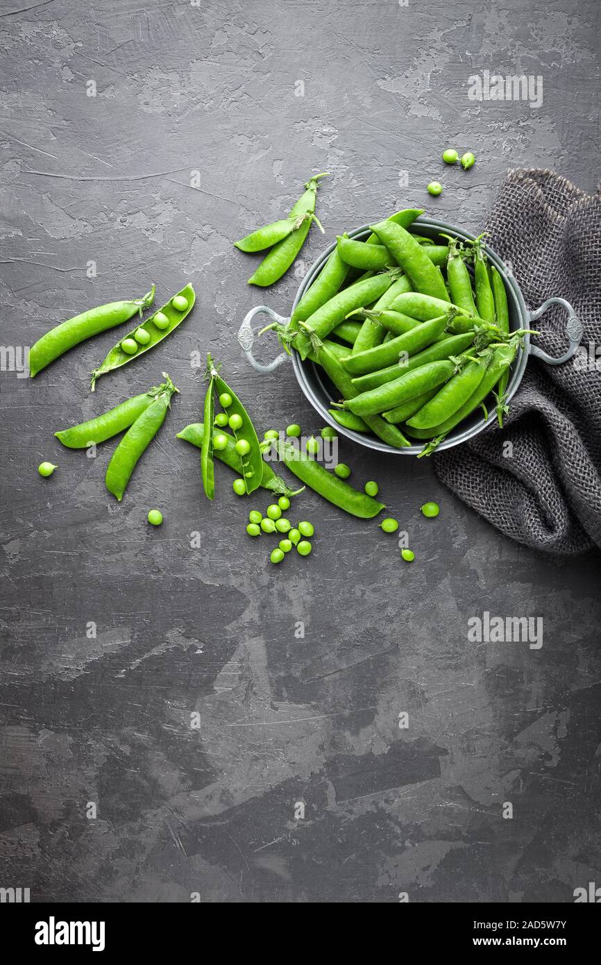 Fresh green peas Stock Photo - Alamy