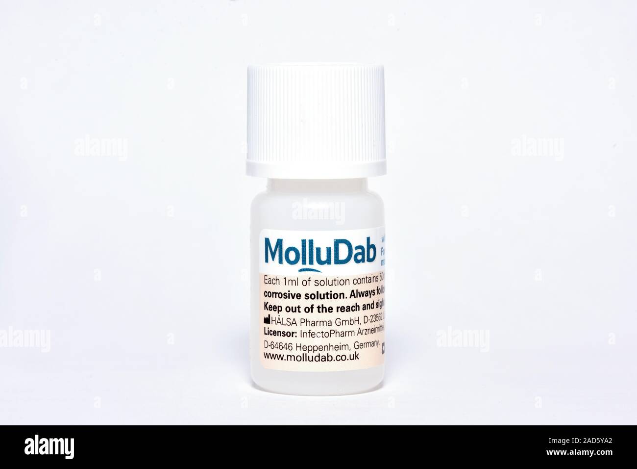 MolluDab is a topical treatment for molluscum contagiosum, a contagious ...