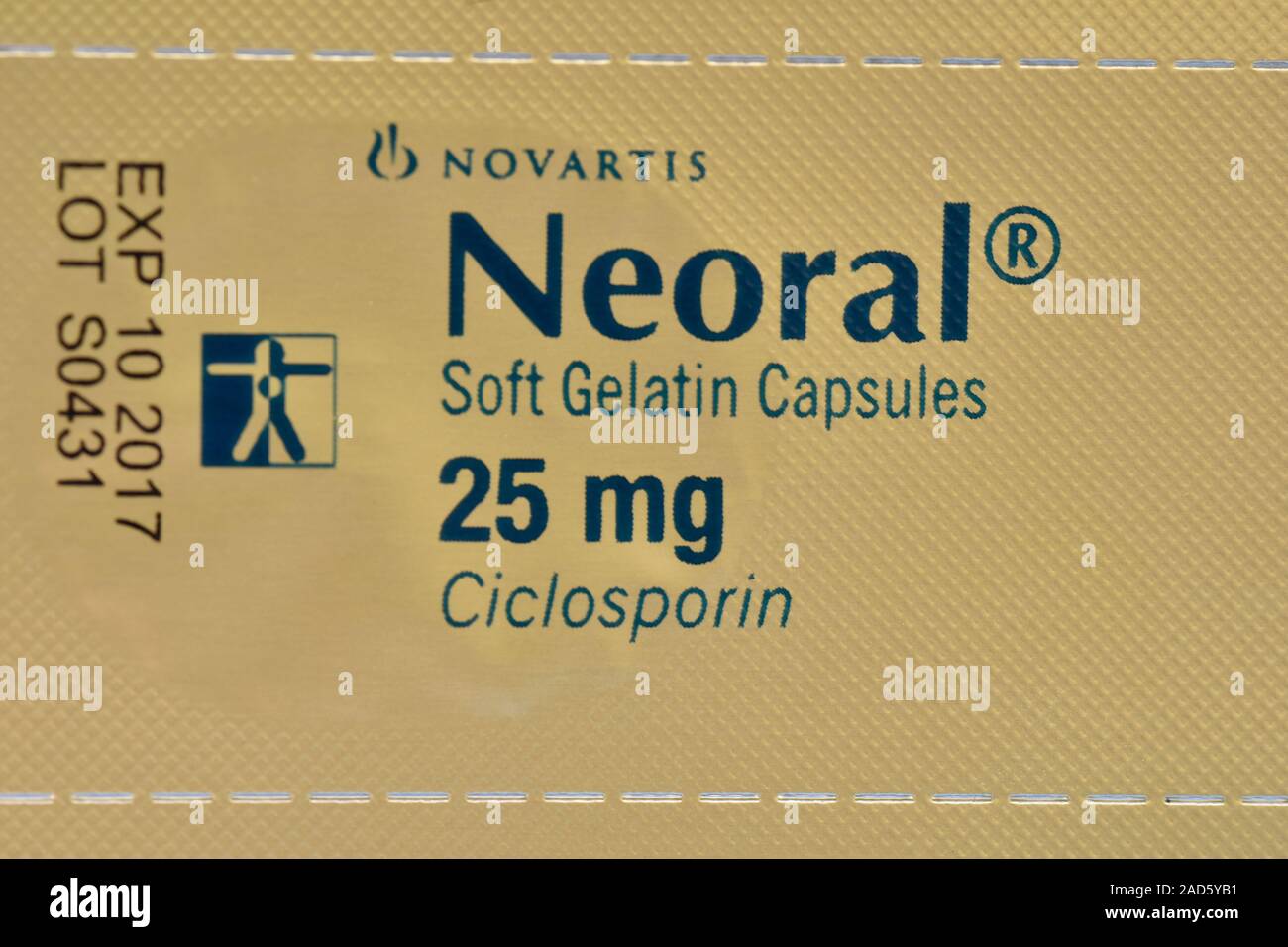 Ciclosporin immunosuppressant drug. Pack of ciclosporin ...