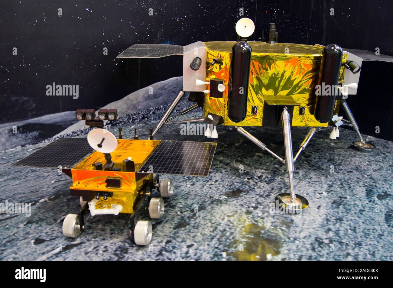 A model of the Chinese Yutu lunar rover and its Chang'e 3 lunar lander ...