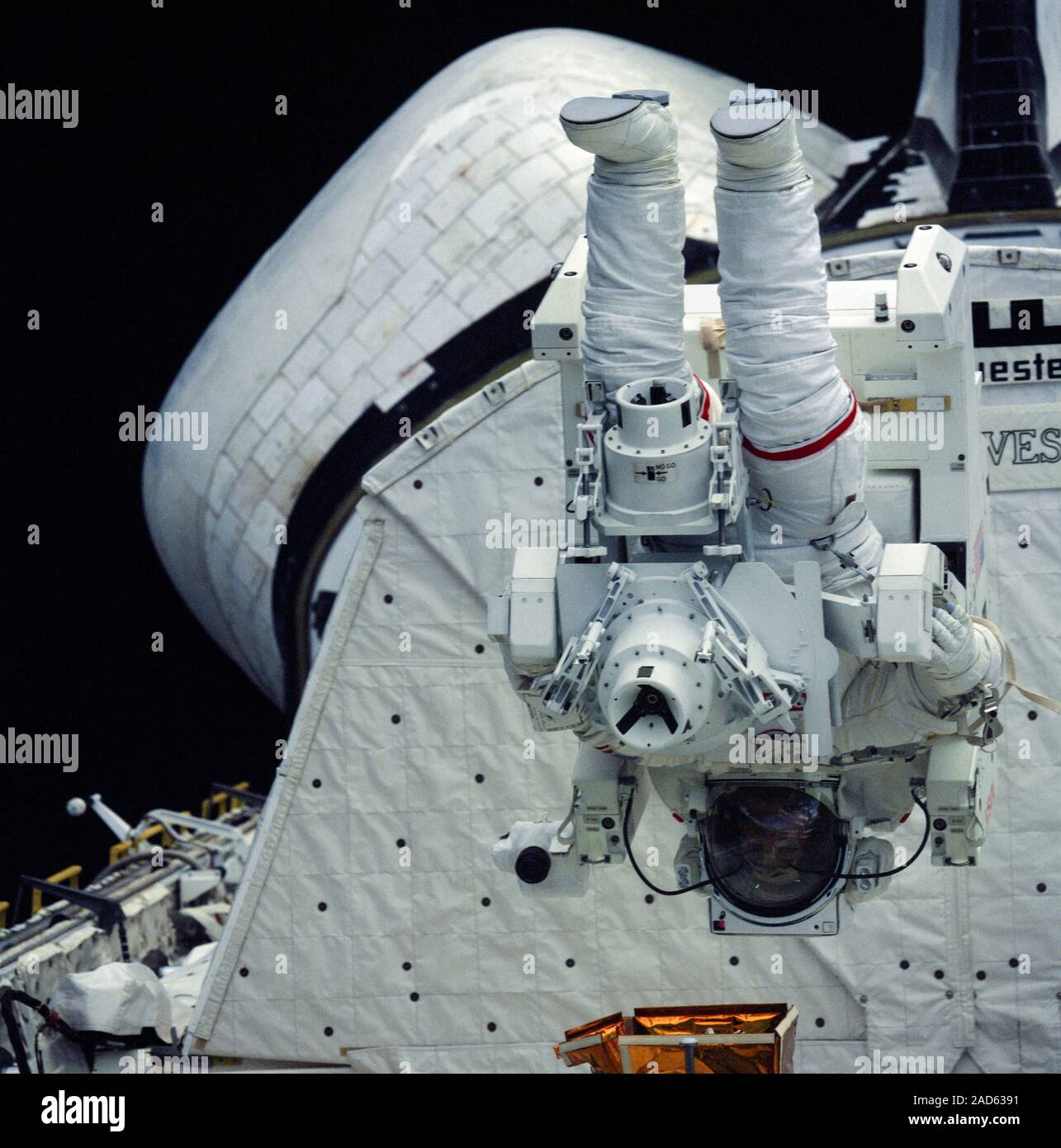 Manned maneuvering unit space walk, 1984. Astronaut Bruce McCandless ...