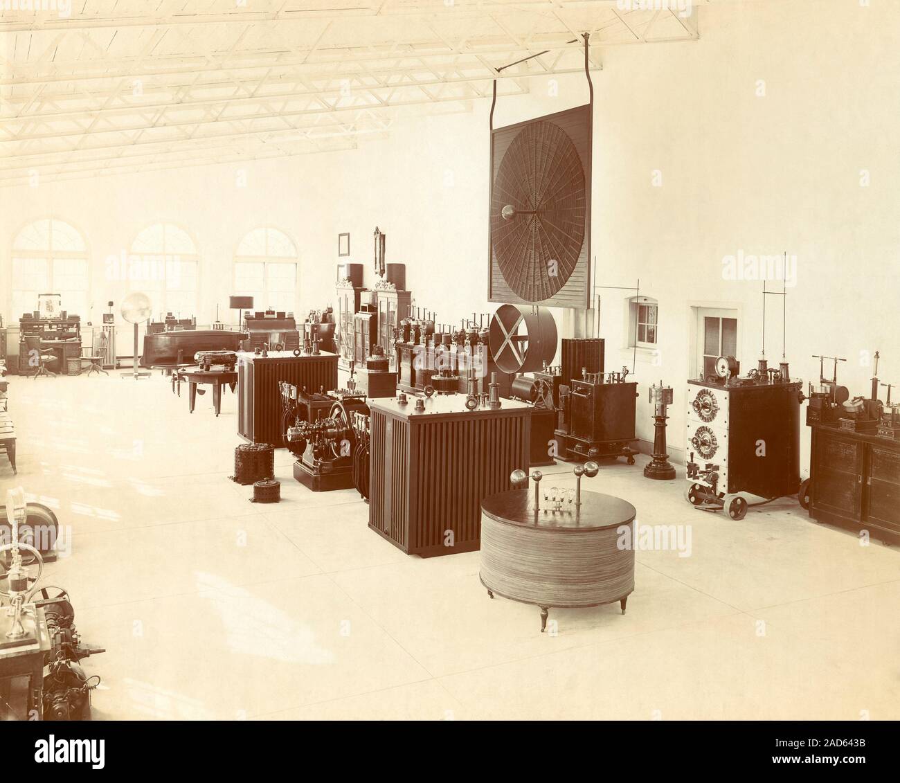 Tesla's Wardenclyffe Tower laboratory, interior view. The Wardenclyffe ...
