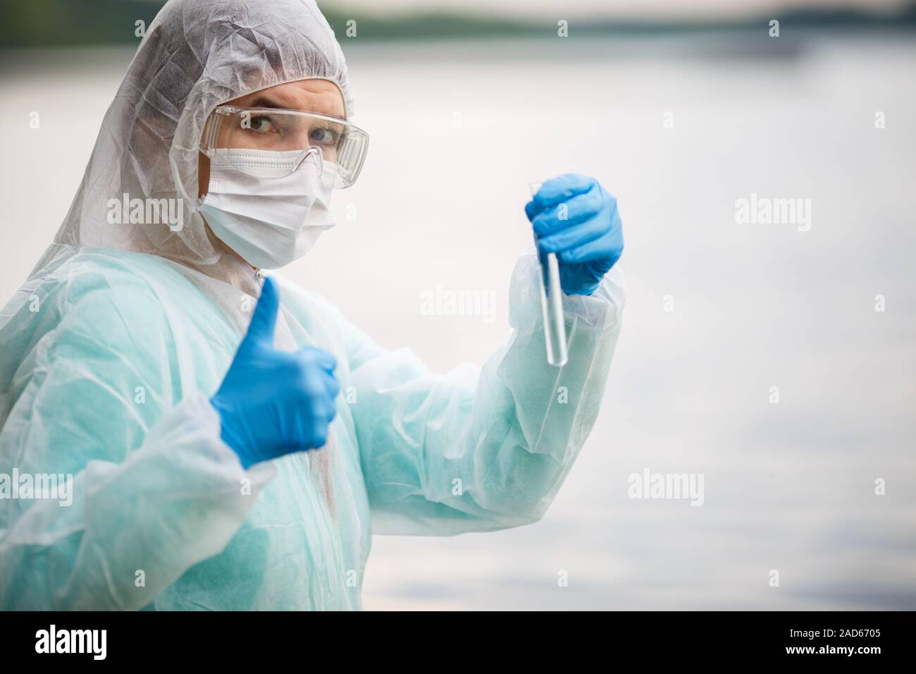 Ecologist hi-res stock photography and images - Alamy
