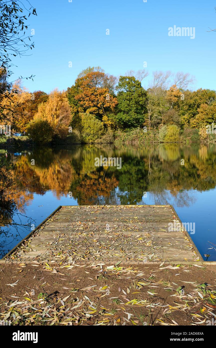 Jetty platform for anglers at Woodland Waters Fishing and holiday park ...