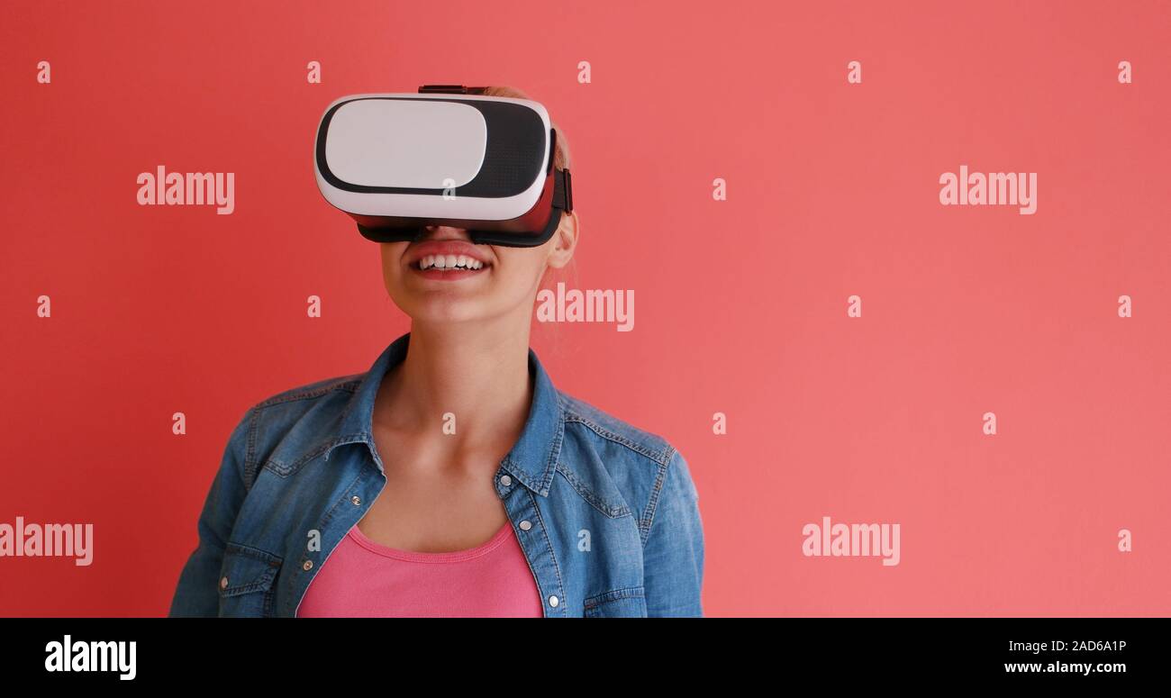 young girl using VR headset glasses of virtual reality Stock Photo - Alamy