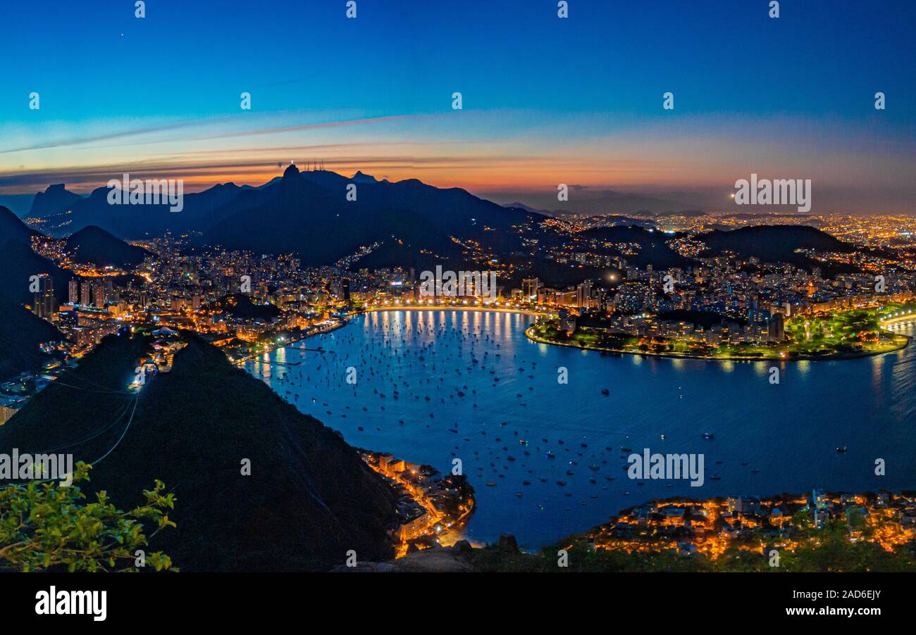 Rio tourist helicopter hi-res stock photography and images - Alamy