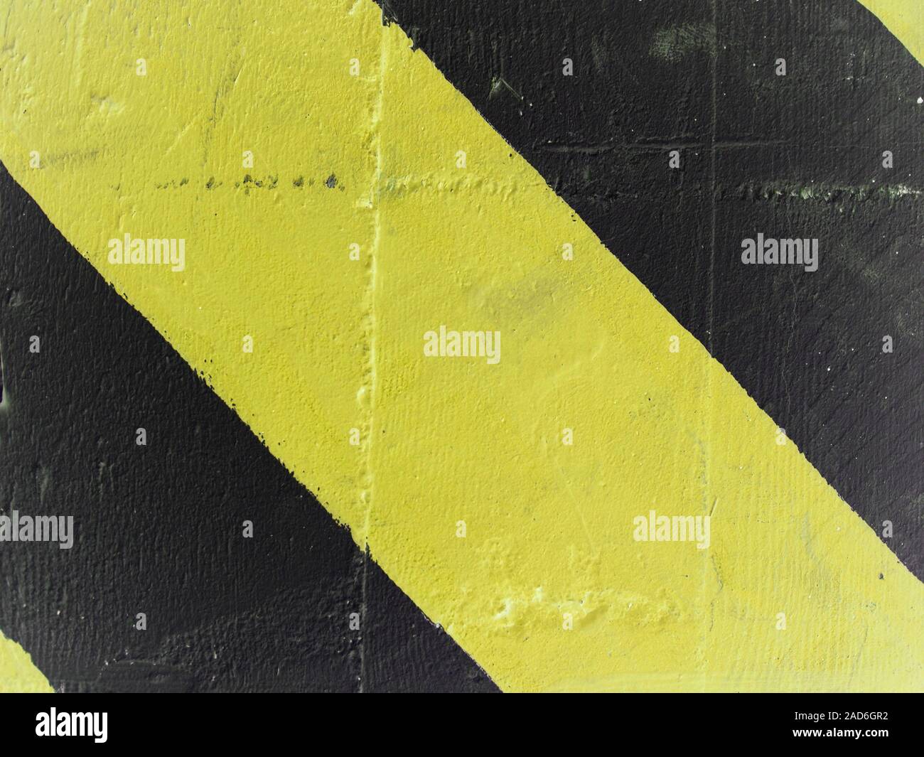 Black and yellow stripes hi-res stock photography and images - Alamy