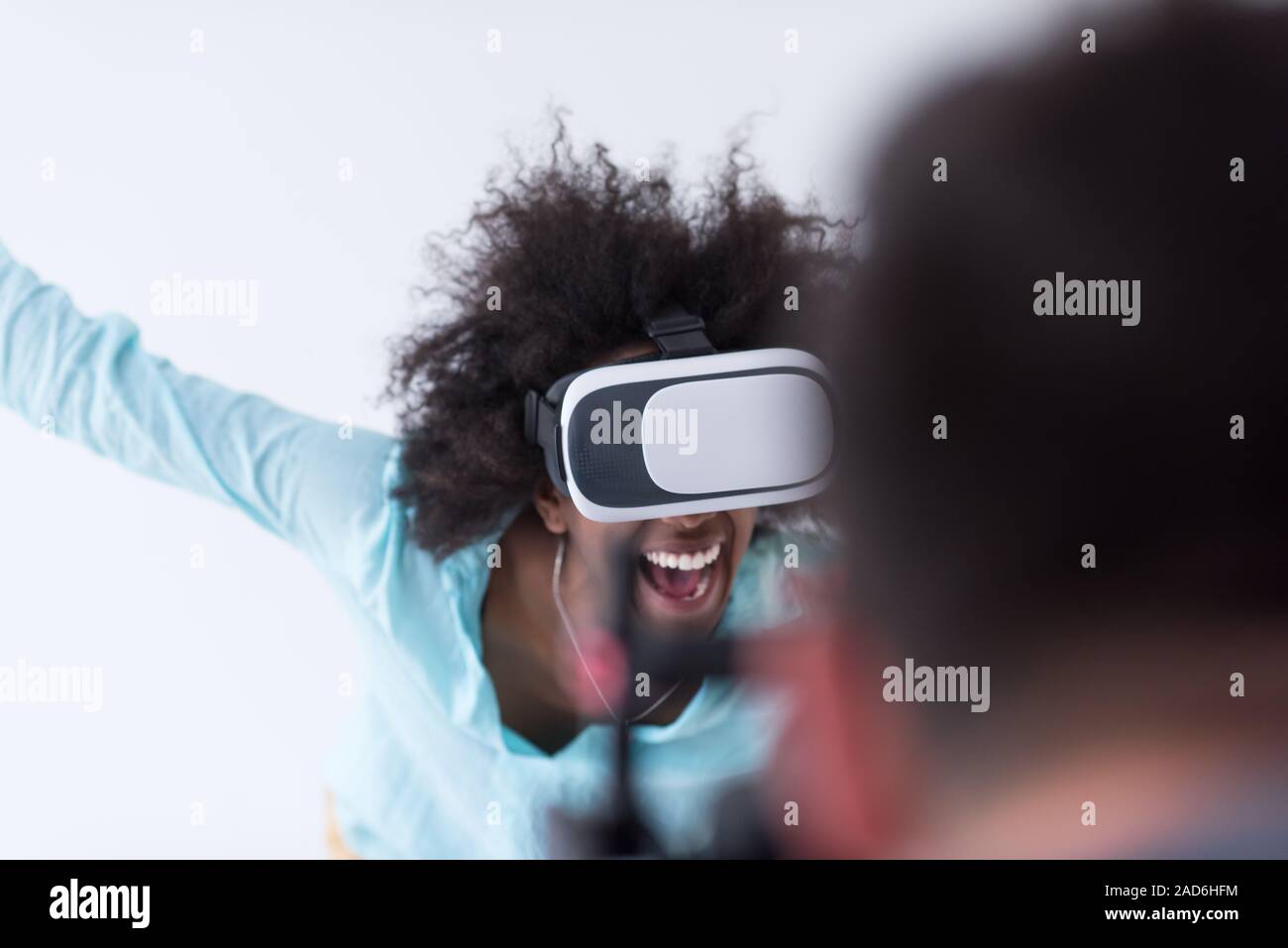 black girl using VR headset glasses of virtual reality Stock Photo - Alamy