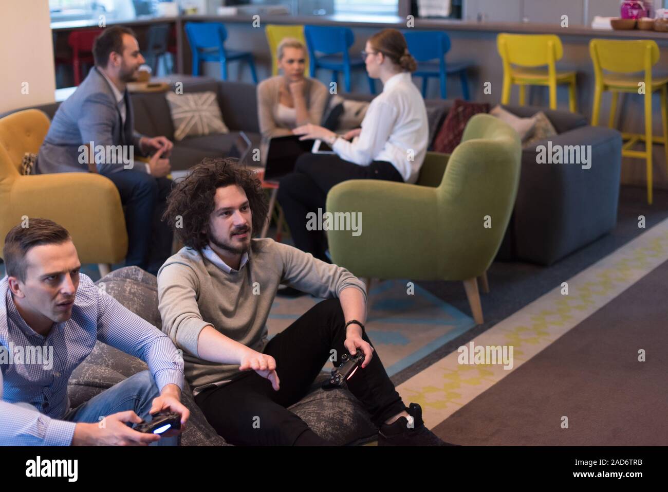 startup Office Workers Playing computer games Stock Photo - Alamy