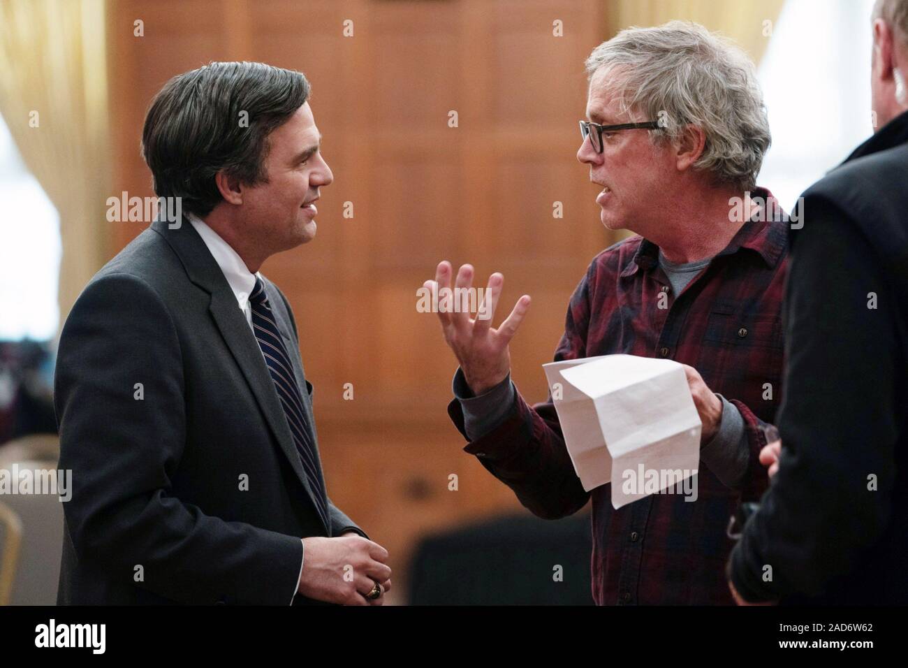 DARK WATERS, from left: Mark Ruffalo, director Todd Haynes, on-set ...