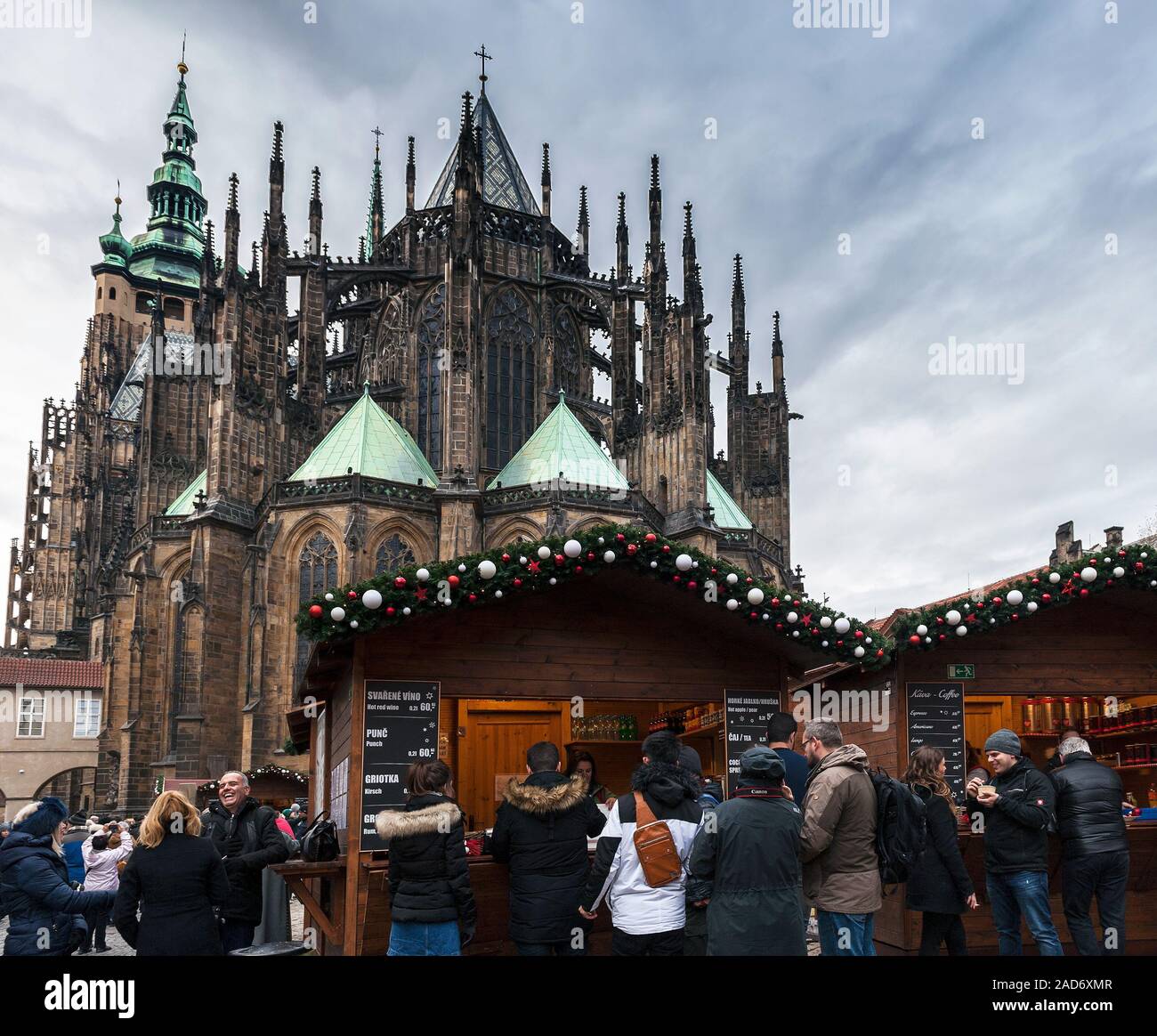 Prazski hrad hi-res stock photography and images - Alamy