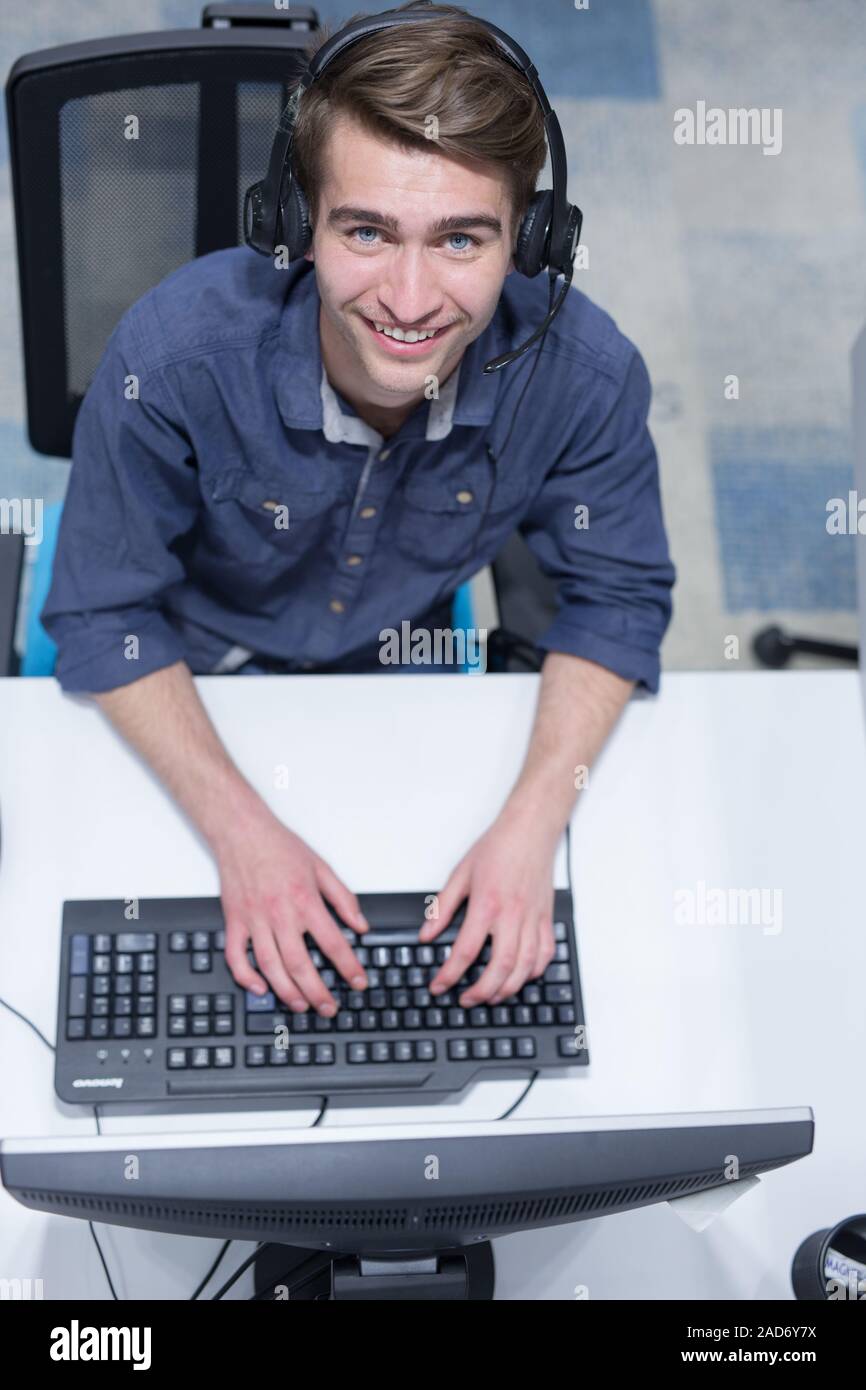 Operator view hi-res stock photography and images - Alamy