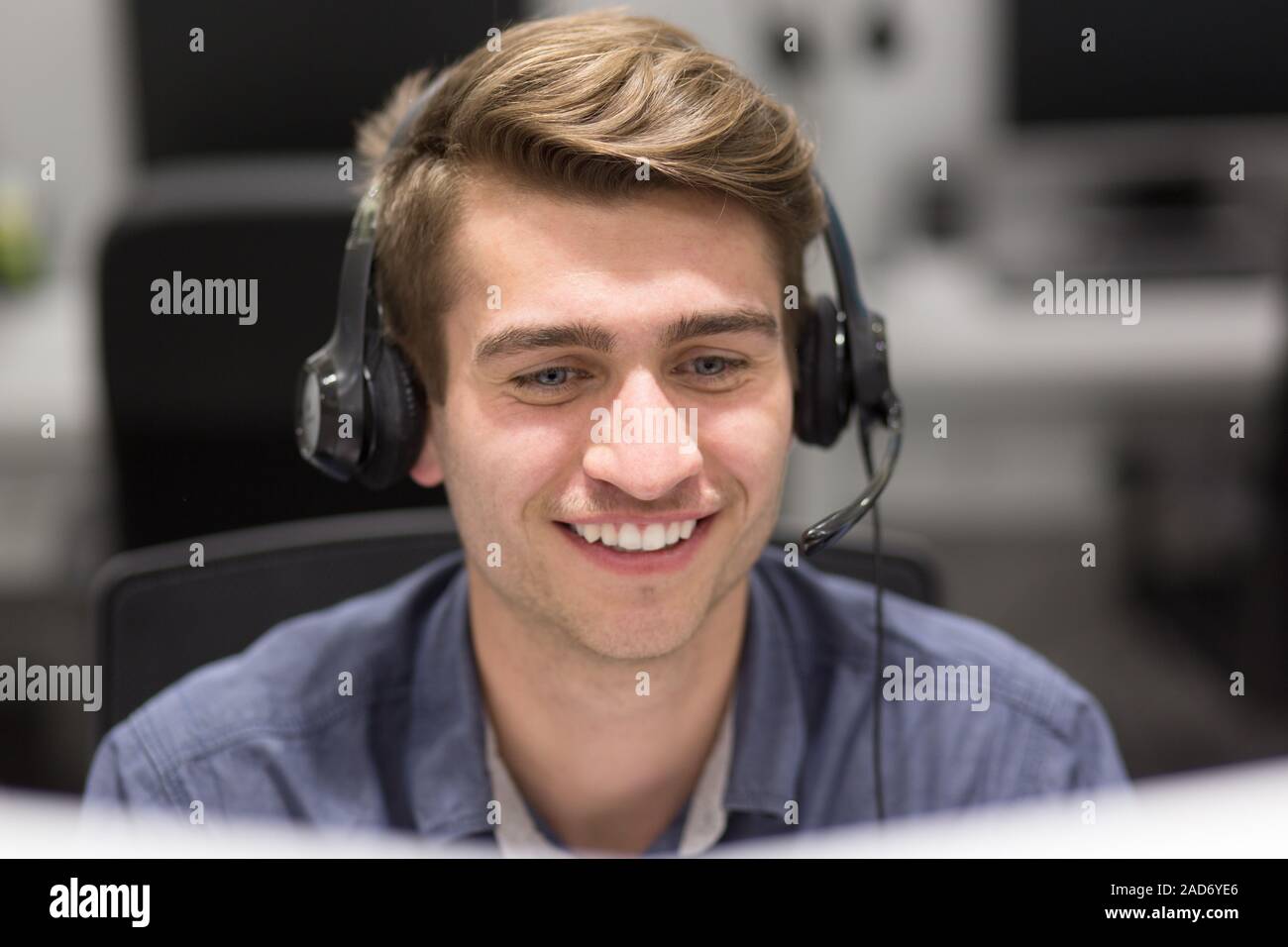 Male centre hi-res stock photography and images - Alamy