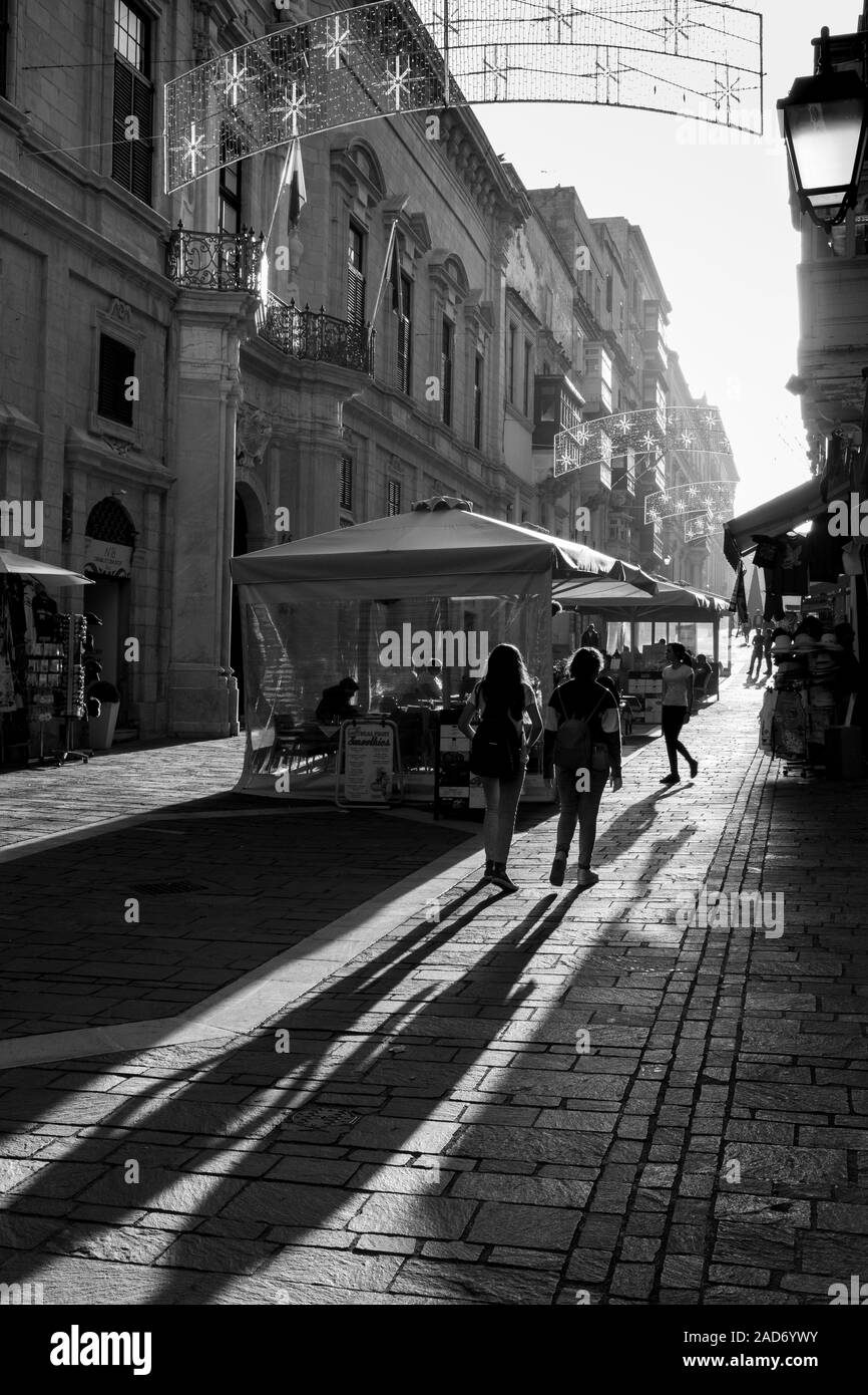Late afternoon sunlight casting shadows hi-res stock photography and ...