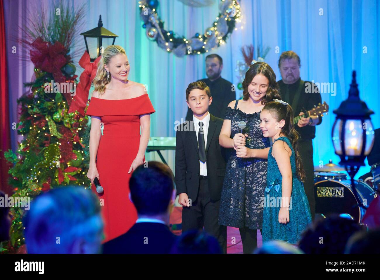CHRISTMAS AT GRACELAND, from left: Kaitlin Doubleday, Trace Ancar ...