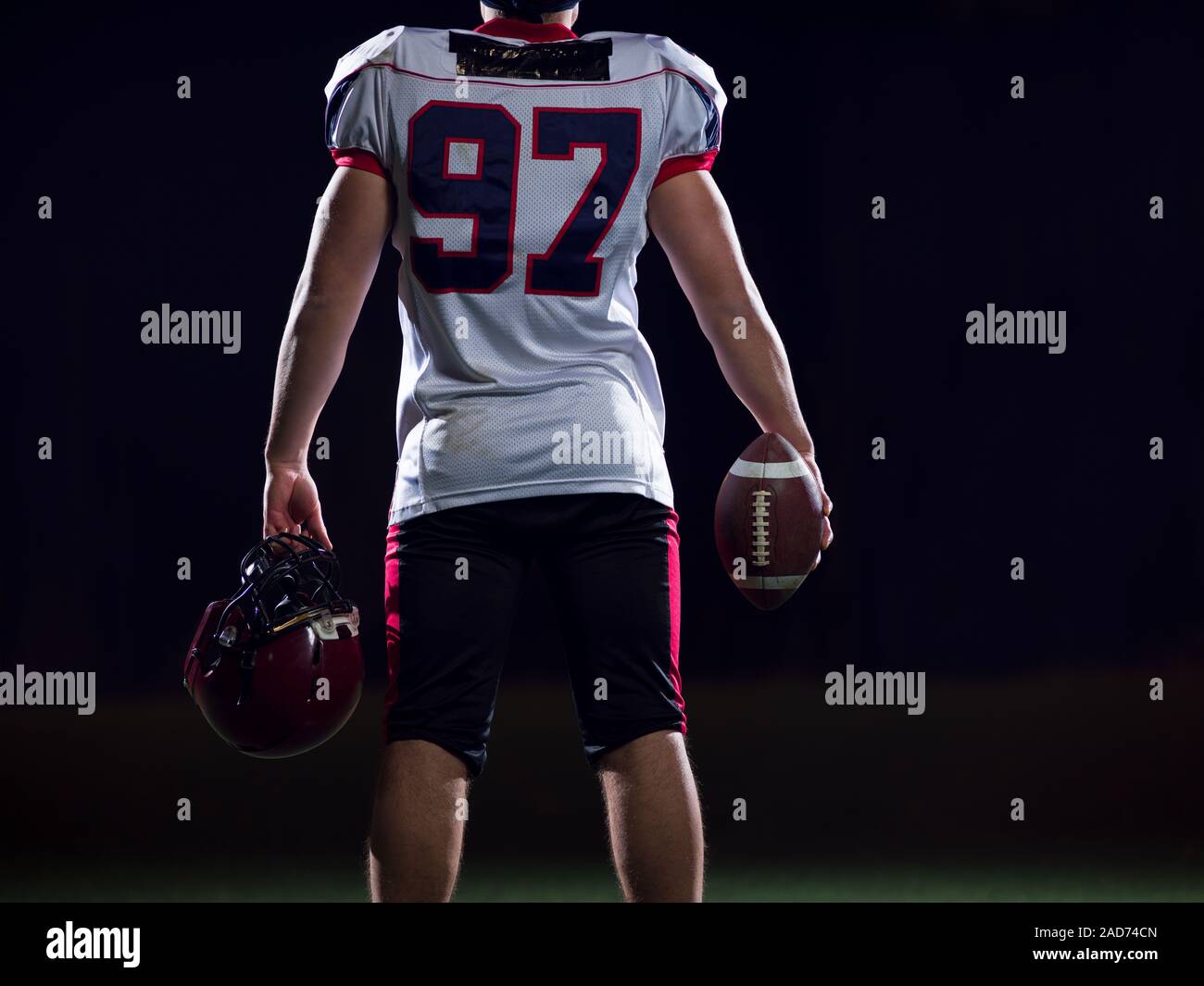 Quarterback posing hi-res stock photography and images - Alamy