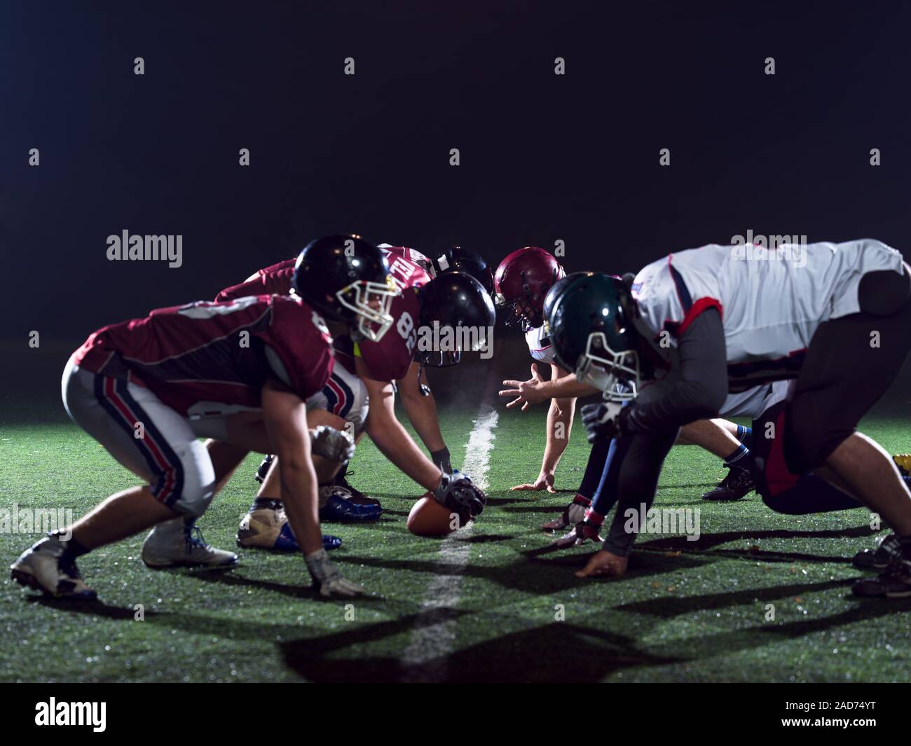 american football players are ready to start Stock Photo - Alamy