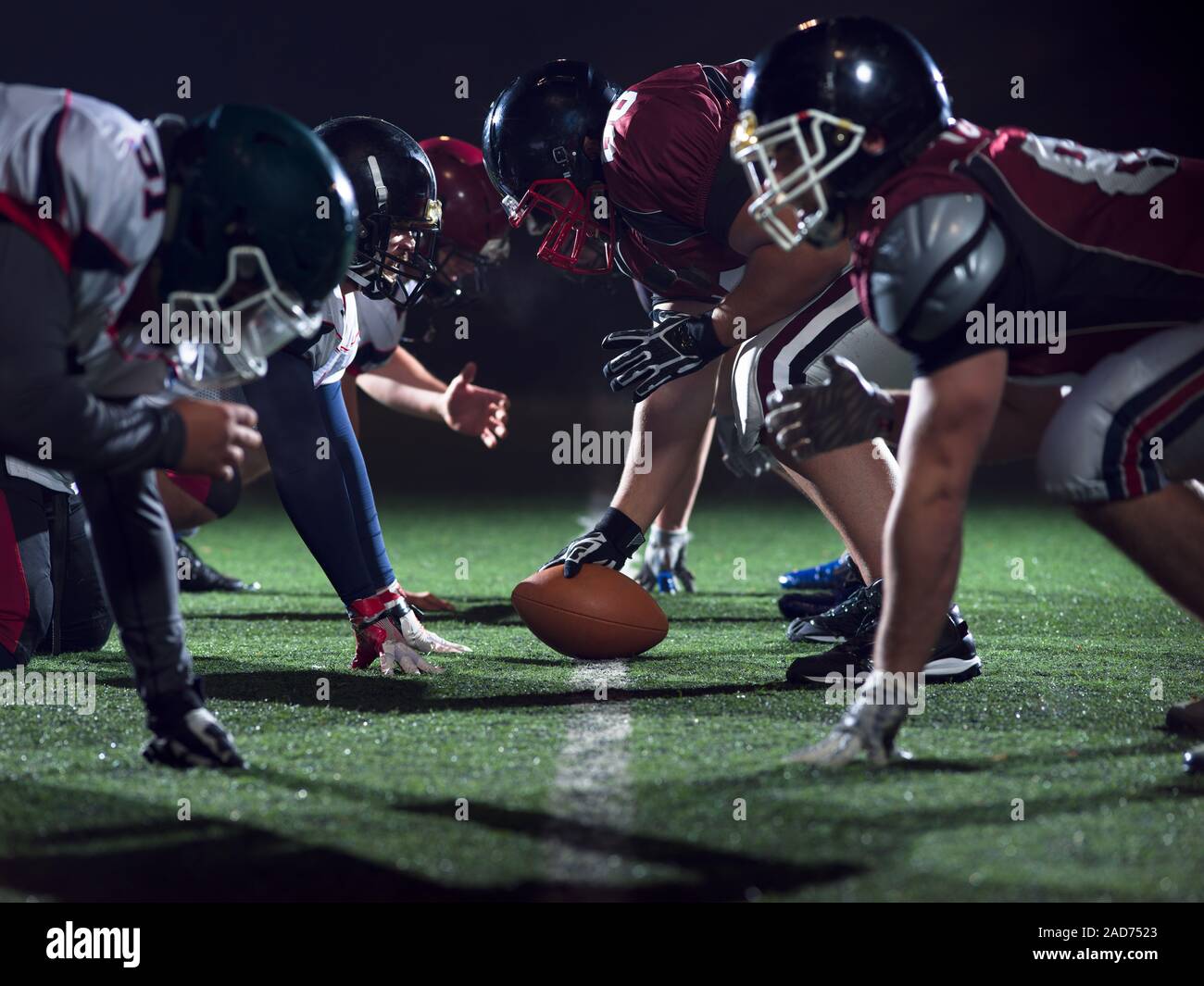 american football players are ready to start Stock Photo - Alamy