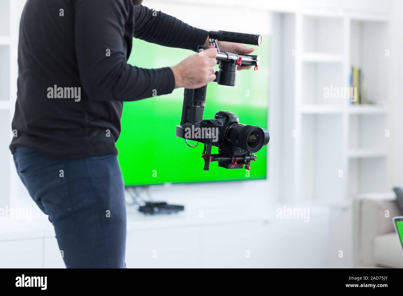 Videographer frame hi-res stock photography and images - Alamy