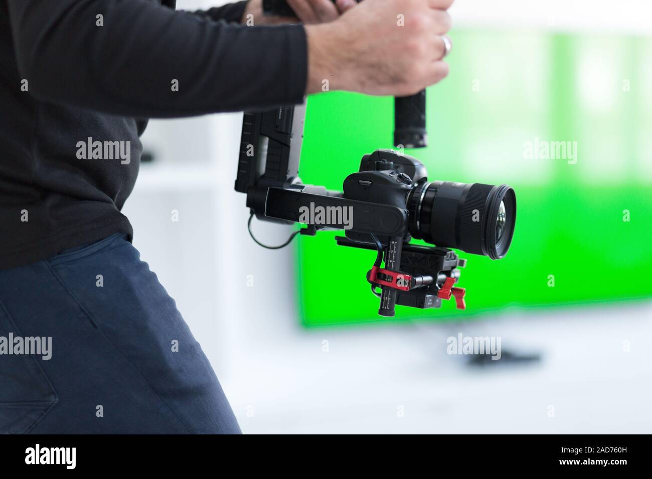 Videographer frame hi-res stock photography and images - Alamy