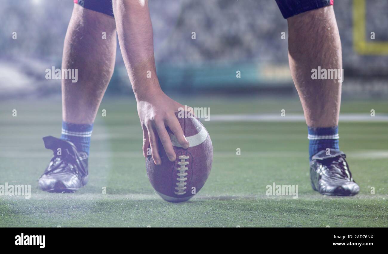 Professional football player preparing game hi-res stock photography ...