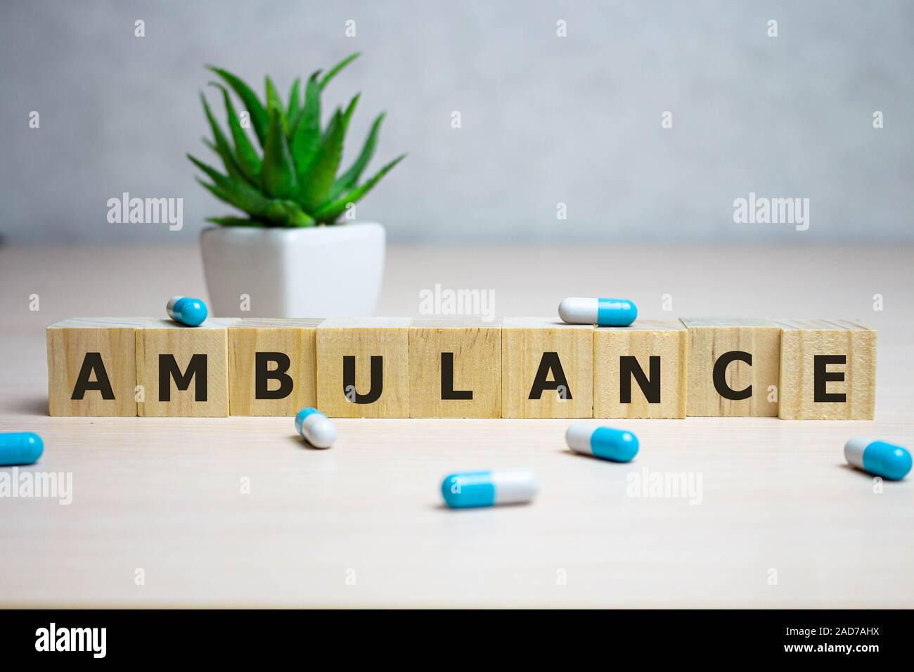 Ambulance symbol hi-res stock photography and images - Alamy