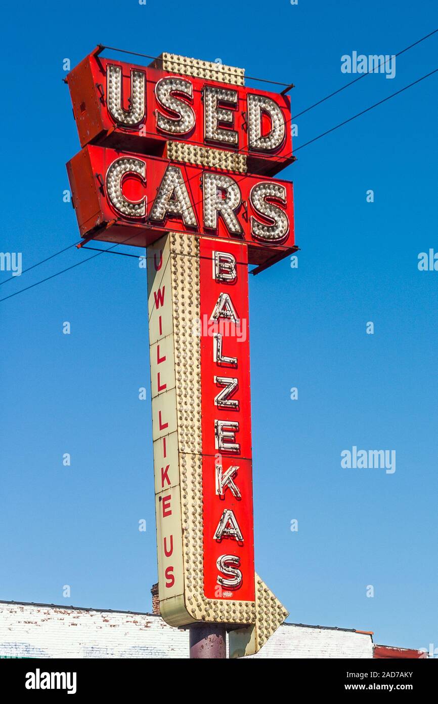 Historic neon sign hi-res stock photography and images - Alamy