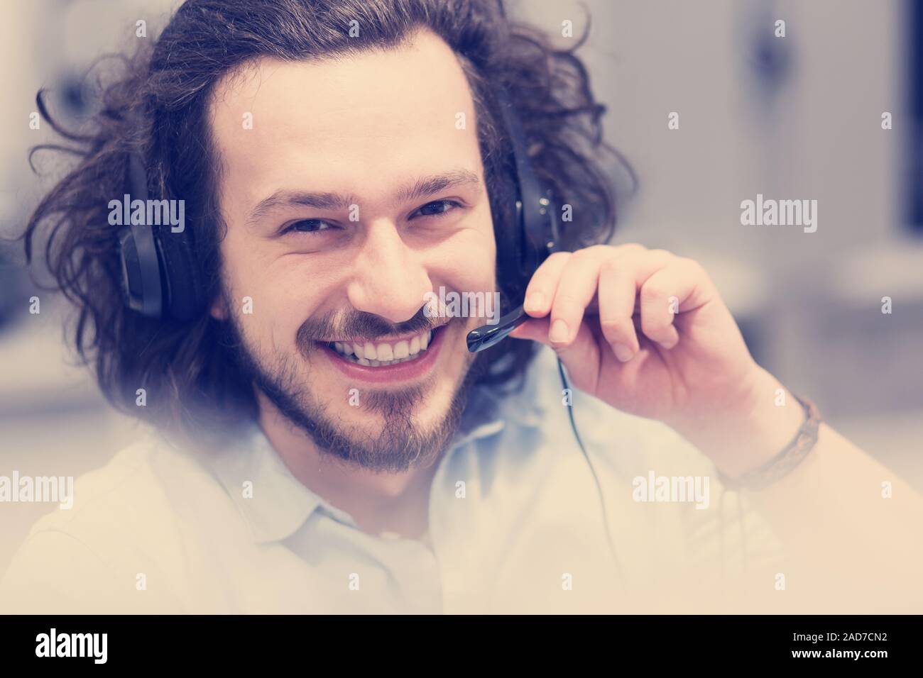 Operator call center worker hi-res stock photography and images - Alamy