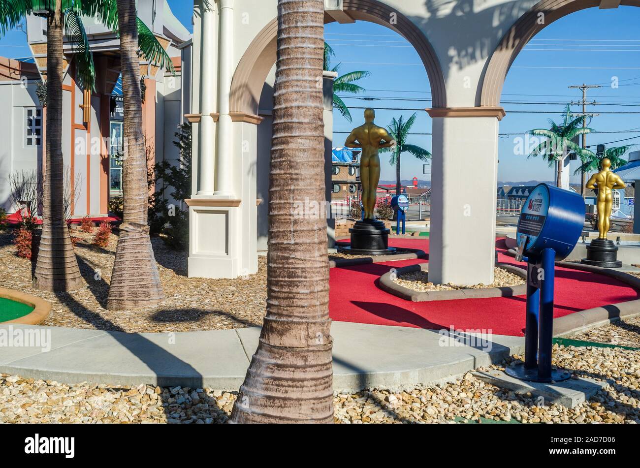 Resort mini golf course hi-res stock photography and images - Alamy