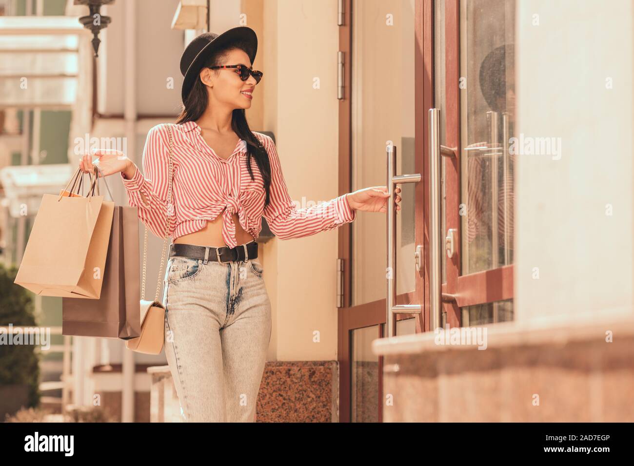 Customer favorite hi-res stock photography and images - Alamy