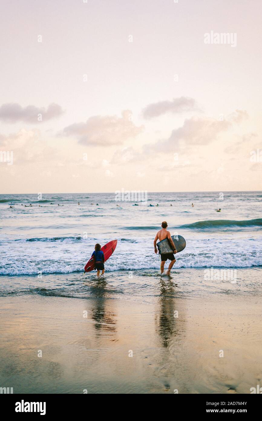 Love surf hi-res stock photography and images - Alamy