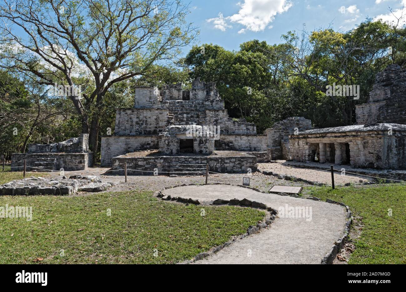 Ancient maya building at Muyil Archaeological site, Quintana Roo ...
