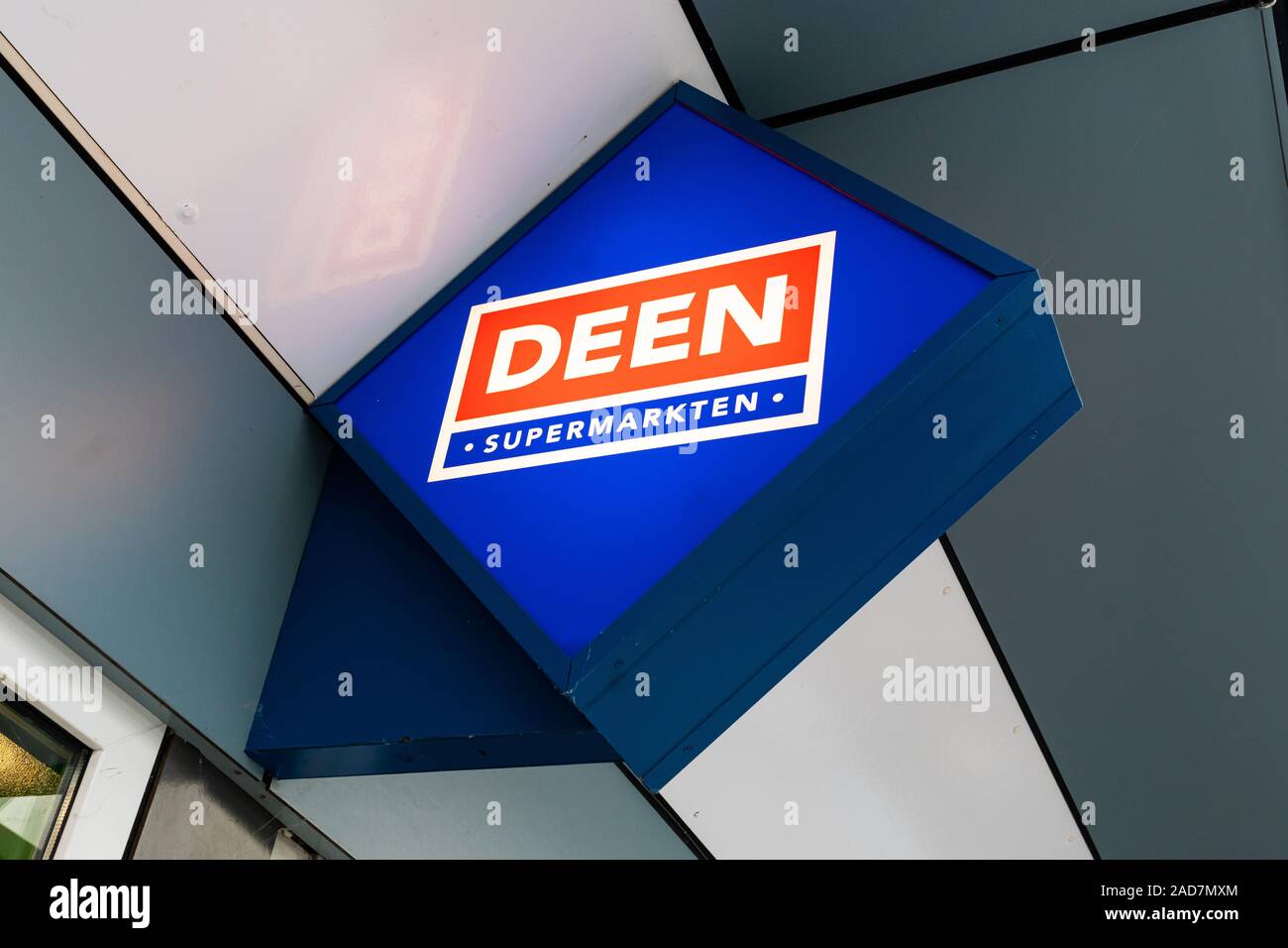 Deen supermarkten hi-res stock photography and images - Alamy