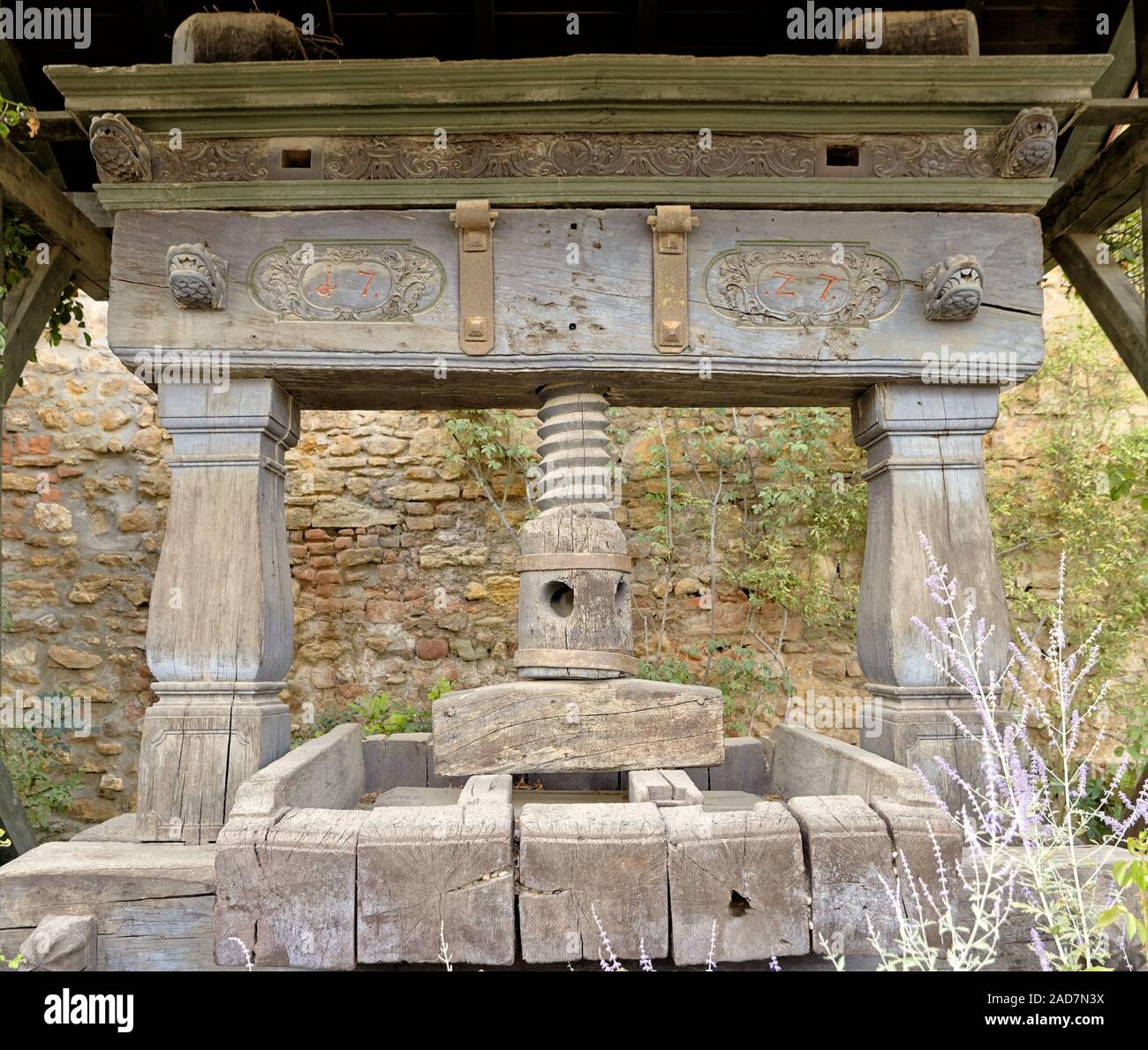 Physischer hi-res stock photography and images - Alamy